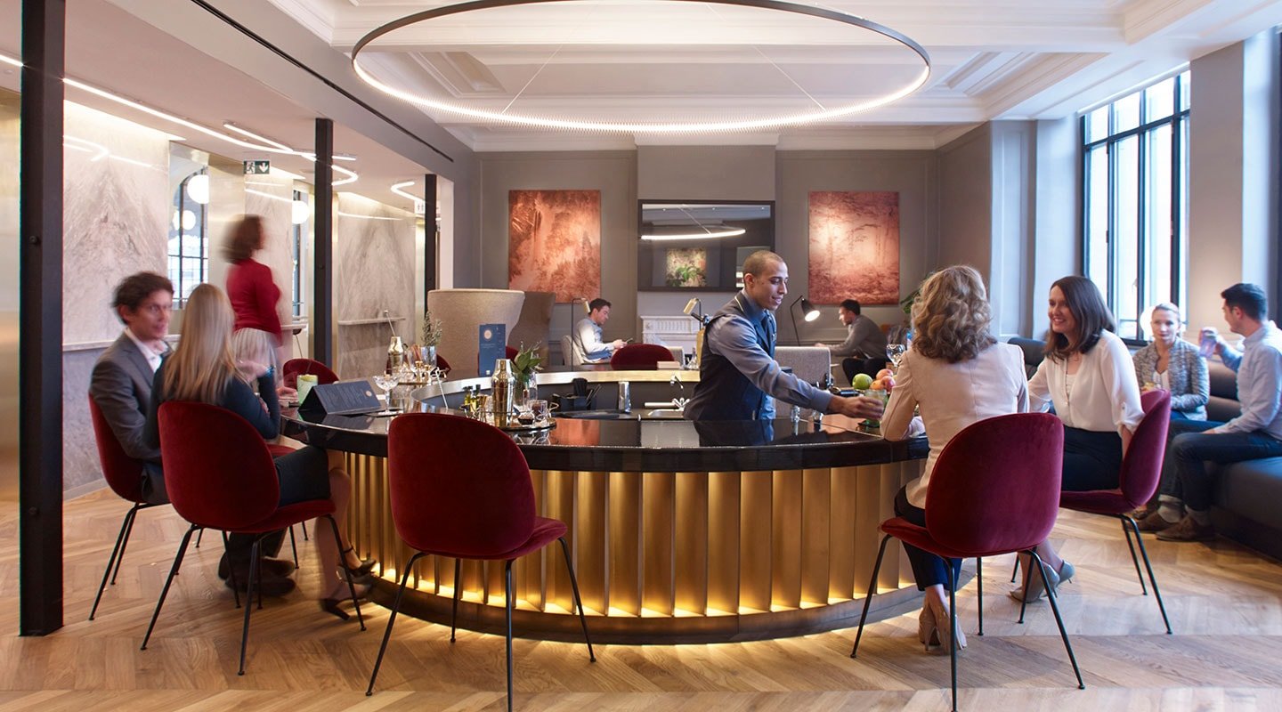 4 reasons to travel in first class